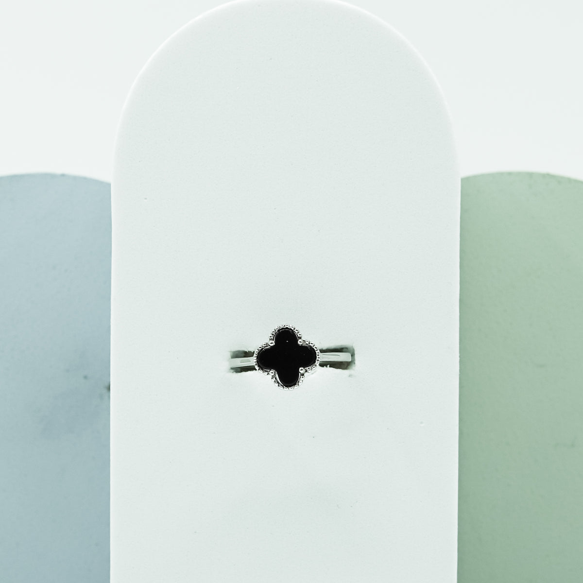 Black Clover Ring – Stellar